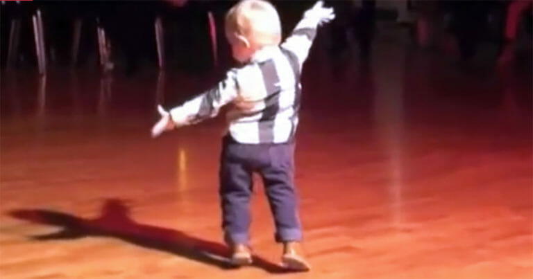 Baby hears favorite Elvis song at party and has the whole crowd ...