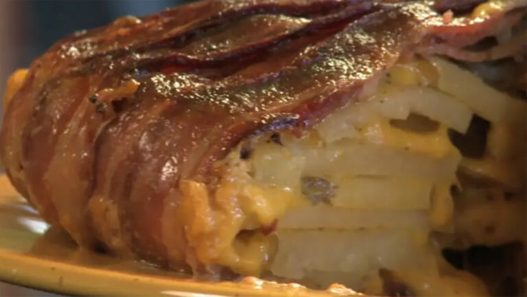 Chef makes a bacon cake with just 5 ingredients – how-to video watched ...