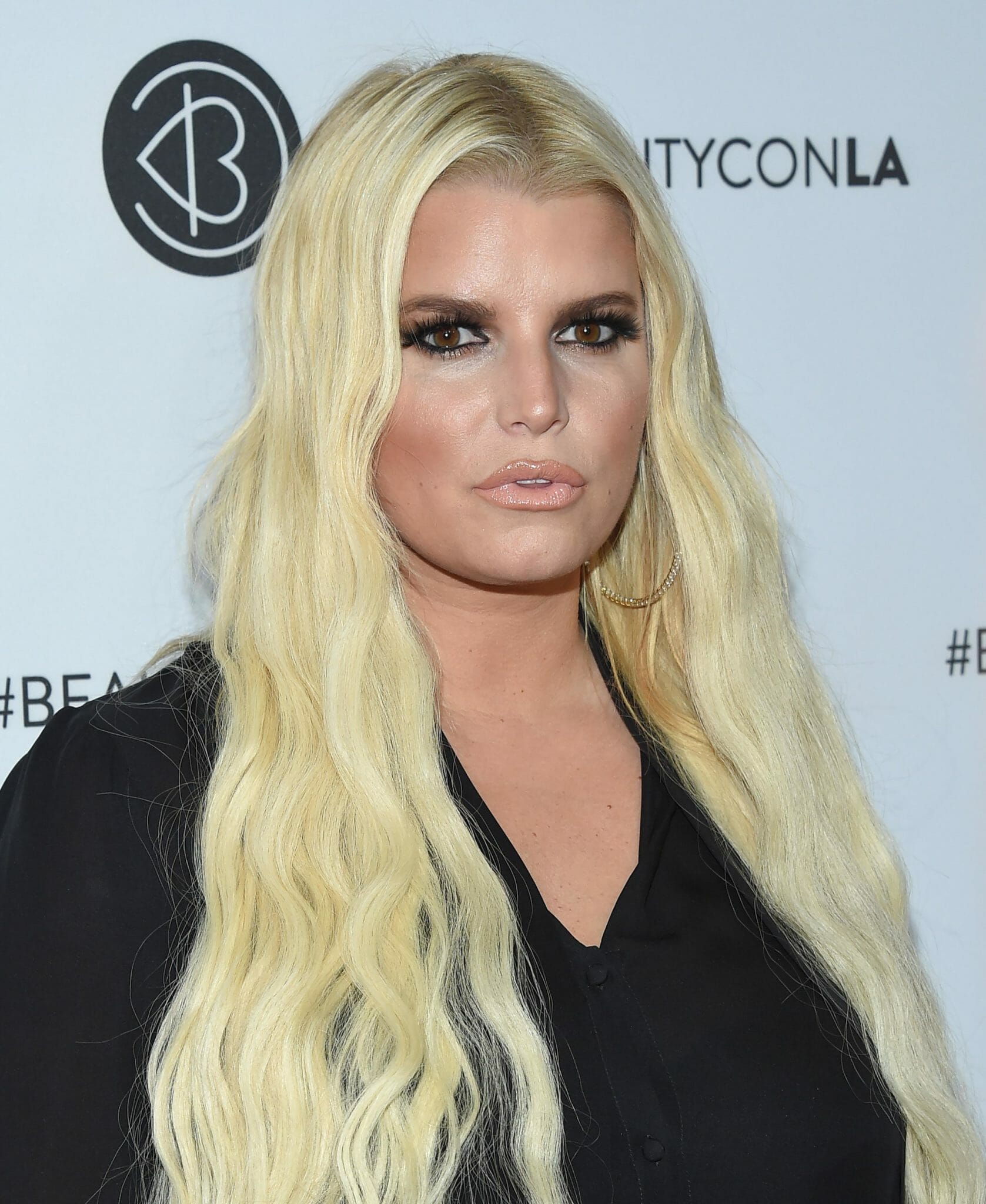 Jessica Simpson lost 100lbs after giving birth to third child